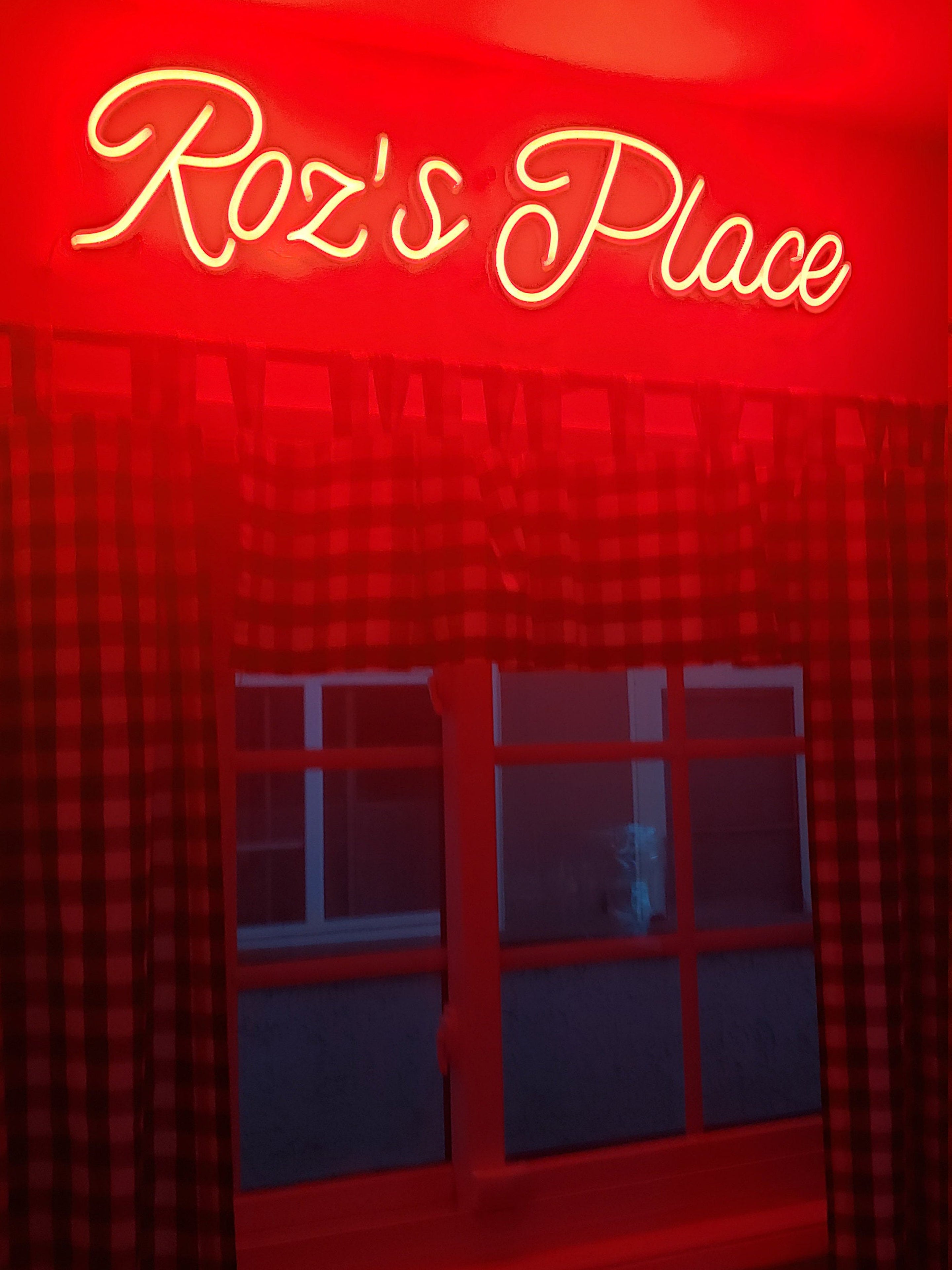 Ideas for Indoor Neon Decoration to Liven up Your Place – Candyneon